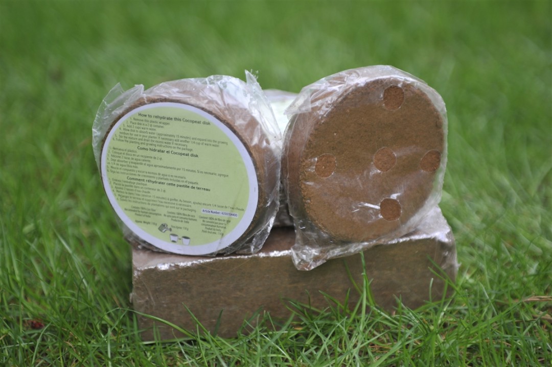 Fibredust coco coir peat product display | Fibredust